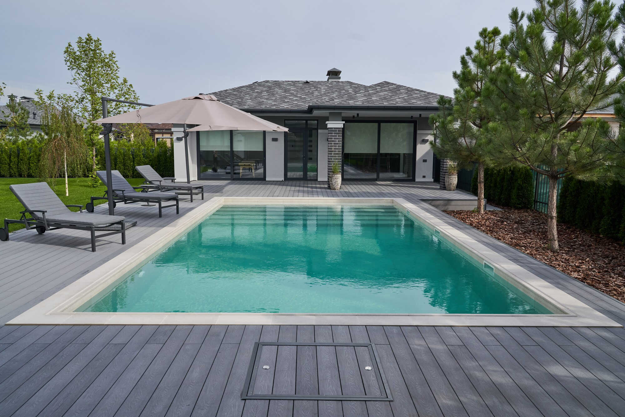 Building Your Pool Business Through Word of Mouth - blog Ez Pool Biller